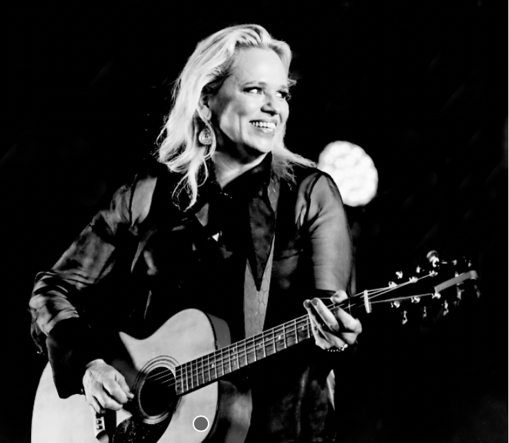 Beccy Cole – Official Website